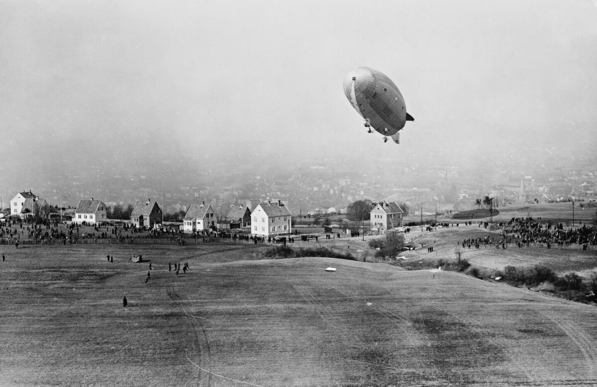 Erlebnistipp Zeppelinflug am Bodensee - auf Zeitreise